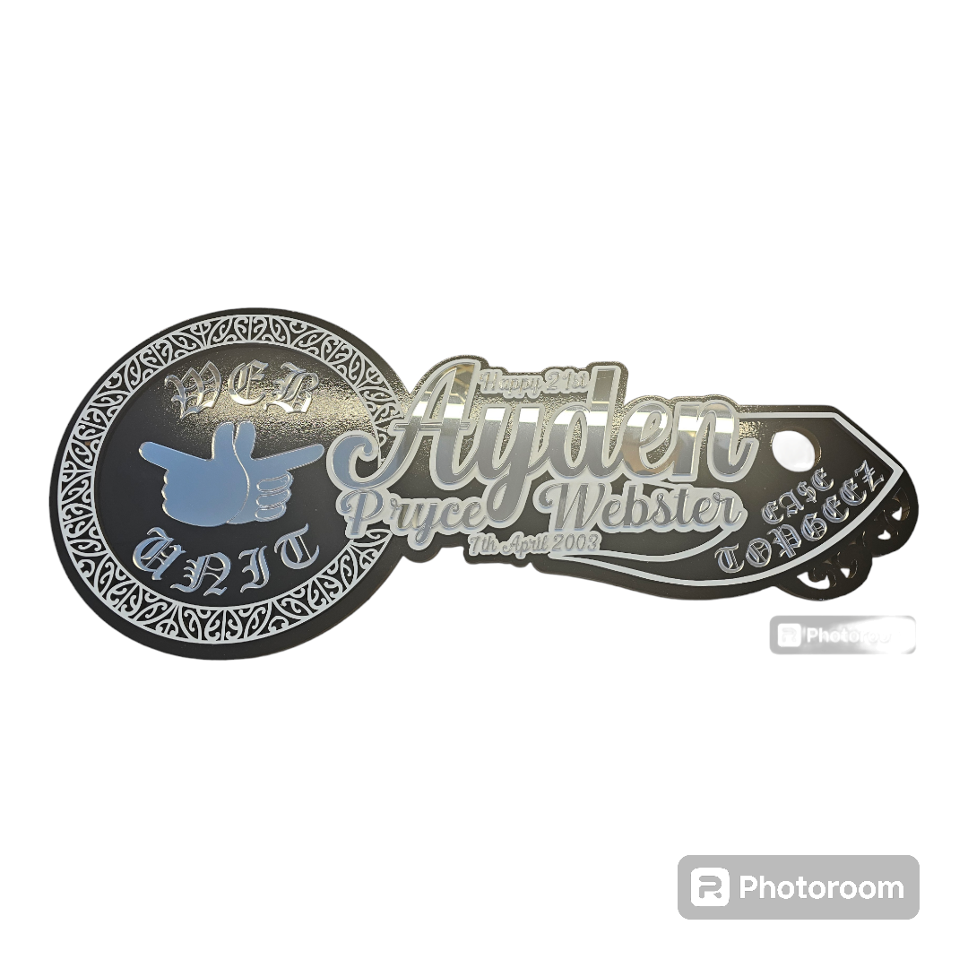 Maori pattern mirror key with koru end – CUSTOM Designz Workshop